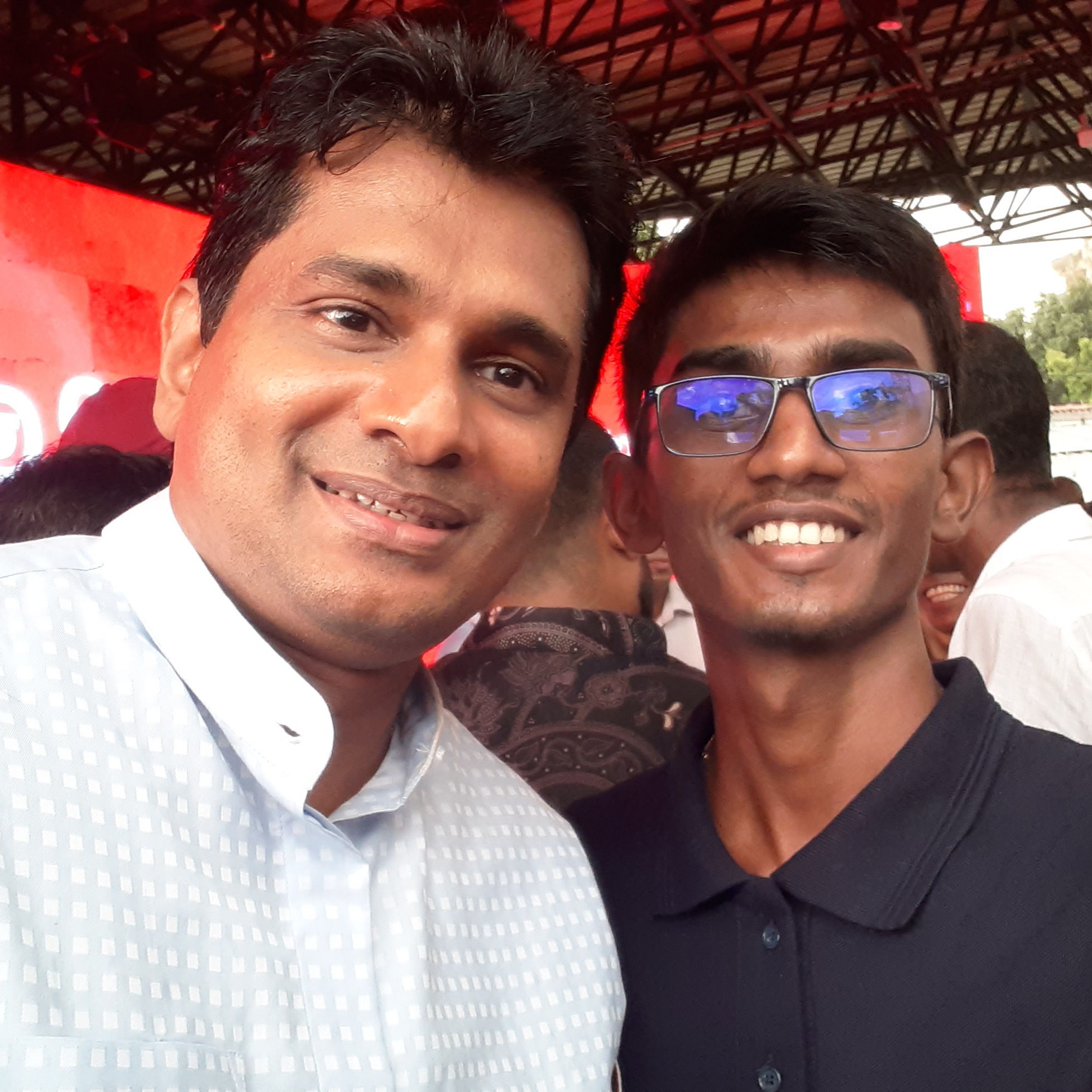 About Me - Dinuka D. Kirindage