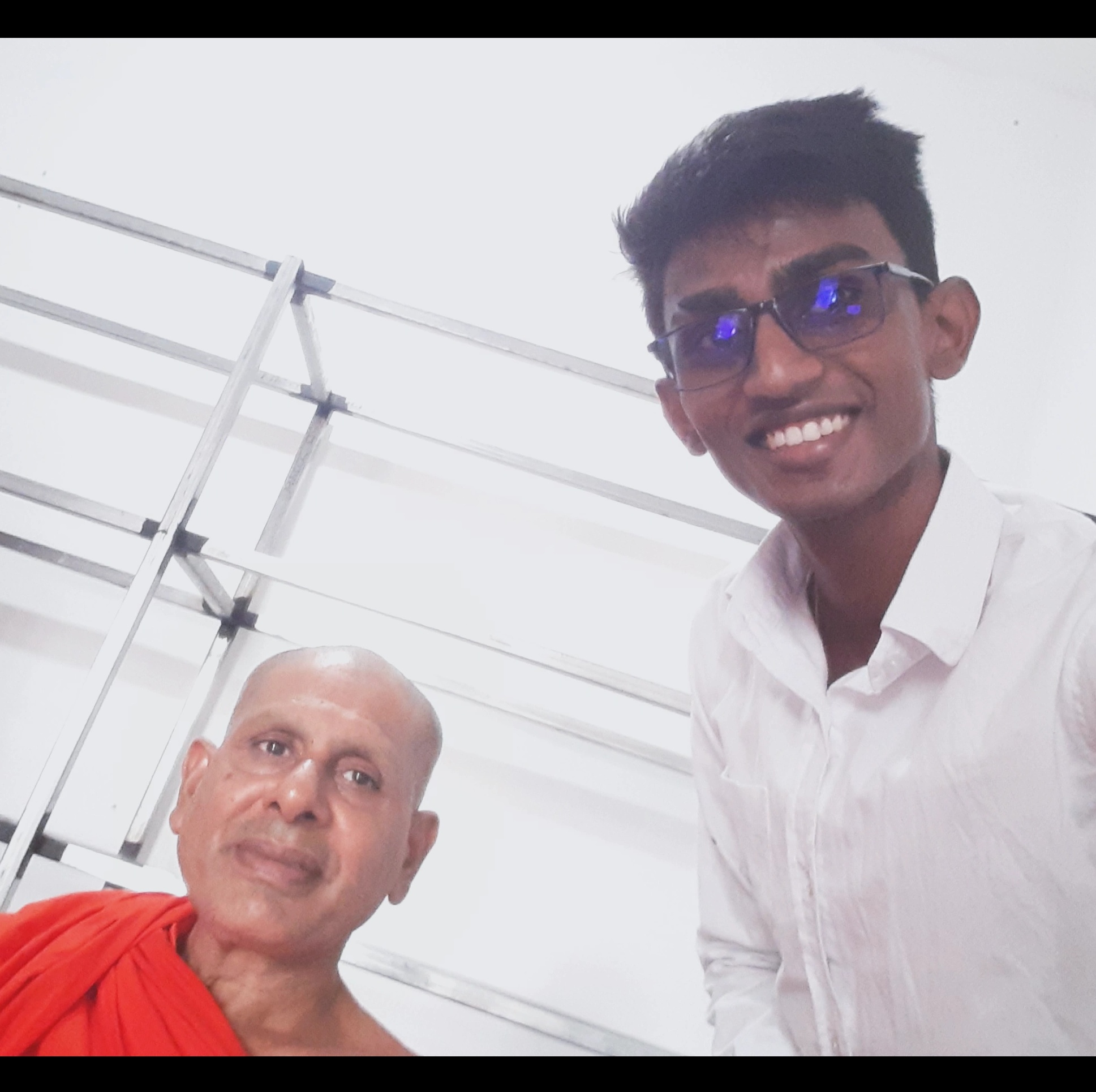 About Me - Dinuka D. Kirindage